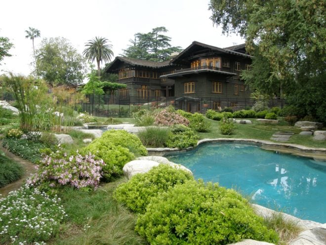 Pacific Horticulture | Shaping Place in the Landscape