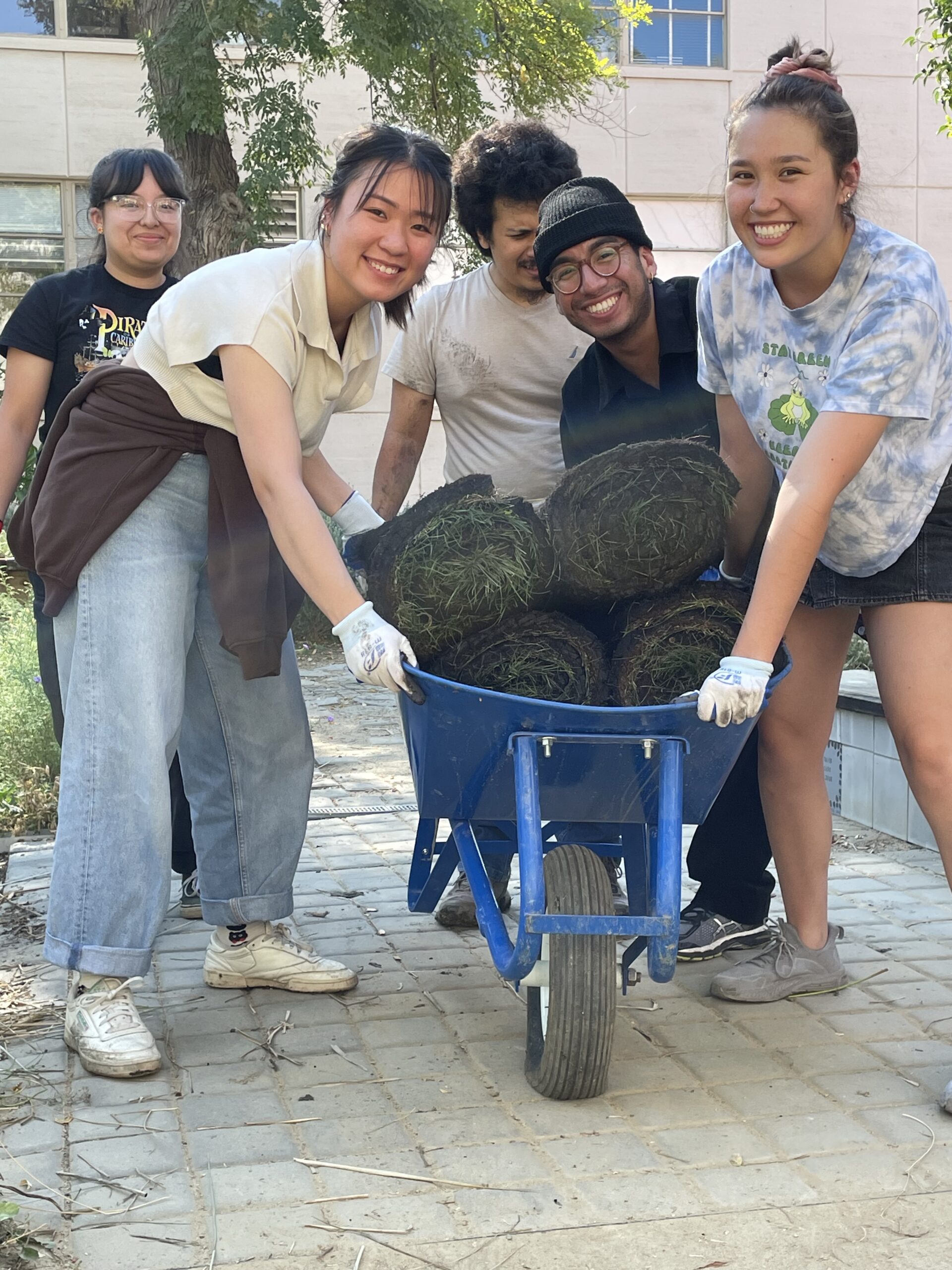 Pacific Horticulture | Innovative Programs for New Careers in ...